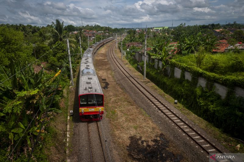 Jadwal KRL Commuter Line dari Tanah Abang ke Rangkasbitung - ANTARA News