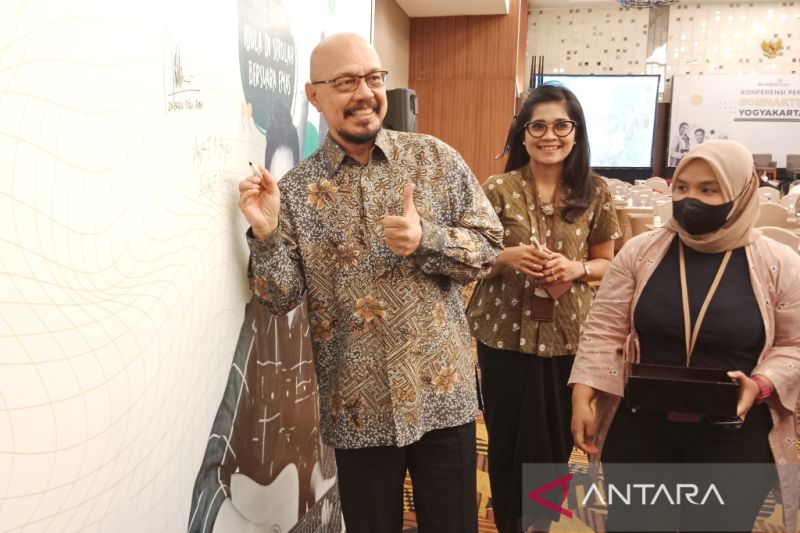 Andy Noya minta generasi muda miliki kepedulian sosial - ANTARA News ...