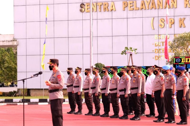 Kapolda Kaltara Pimpin Upacara Kenaikan Pangkat Personel Polda Kaltara - ANTARA News Kaltara