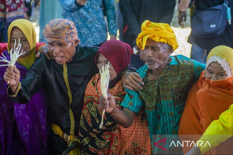 Mengenal Tari Raego dari Sulawesi Tengah - ANTARA News