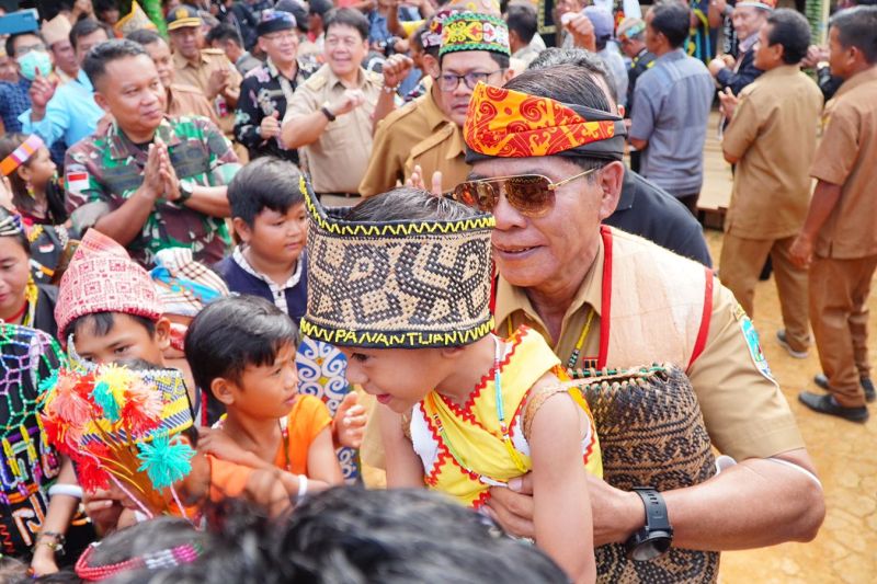 Hadiri Adat Dayak Tenggalan, Gubernur Kaltara minta lestarikan budaya ...