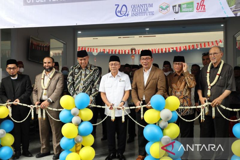 Gedung SD Akhyar International Islamic School Bekasi diresmikan ... Gedung SD Akhyar International Islamic School Bekasi diresmikan ...