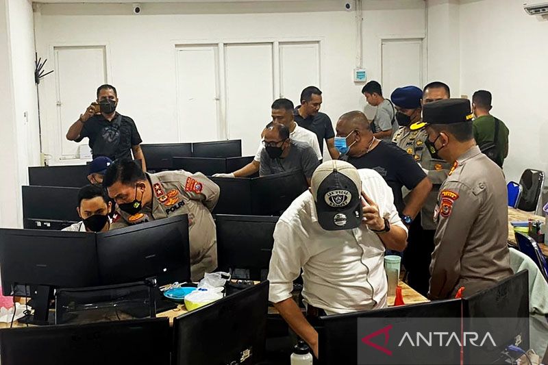 Polda Sumut gandeng PPATK telusuri aliran dana kasus judi online - ANTARA News