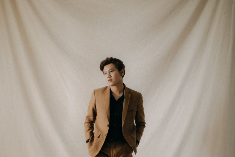 Tyok Satrio kembali lewat "single" terbaru "Bukan Siapa Siapa" - ANTARA ...