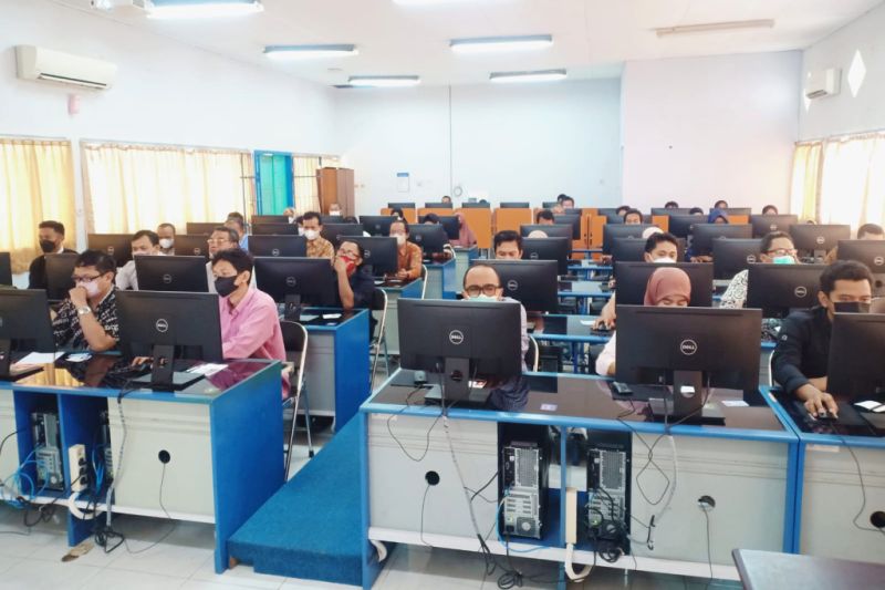 Bawaslu Diy 1 274 Peserta Ikuti Cat Calon Anggota Panwaslu Kecamatan