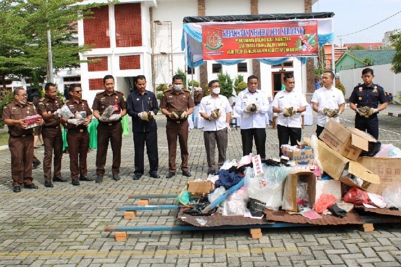 Kejari Deliserdang musnahkan barang bukti sabu seniliai Rp3 miliar - ANTARA News Sumatera Utara