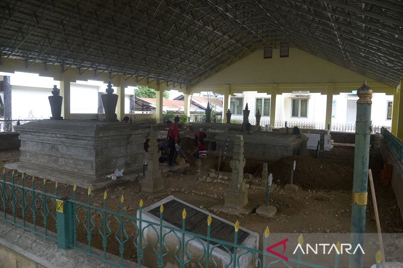 Pemugaran situs makam kerajaan Aceh - ANTARA News