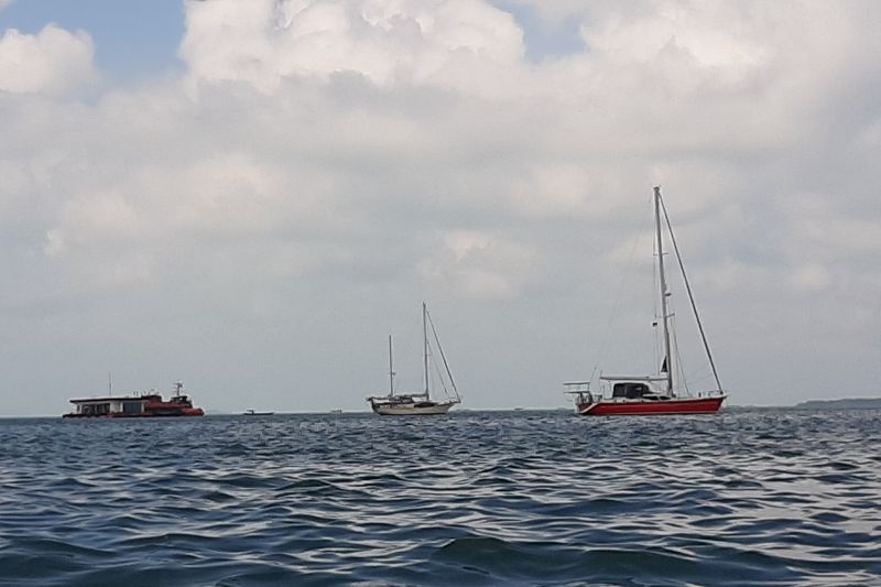 Gubernur Ansar upayakan kapal-kapal yacht parkir di perairan Kepri ... Gubernur Ansar upayakan kapal-kapal yacht parkir di perairan Kepri ...