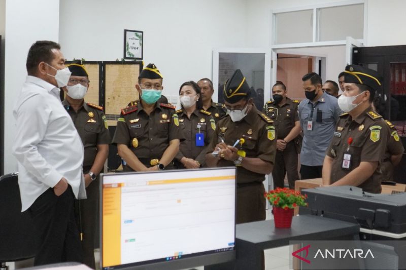 Jaksa Agung perintahkan Kejari Mataram tingkatkan pelayanan masyarakat ...