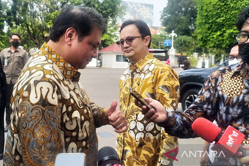 Airlangga: Realisasi APBD rendah dipicu pengalihan dana COVID-19 - ANTARA News