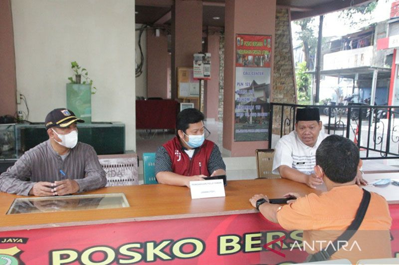 Warga Grogol Utara terbantu adanya Posko Pengaduan Masyarakat - ANTARA News