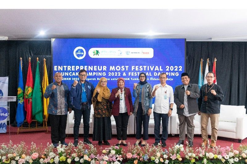 Dukung Keberlanjutan Usaha Umkm Program Damping Gelar Entrepreneur