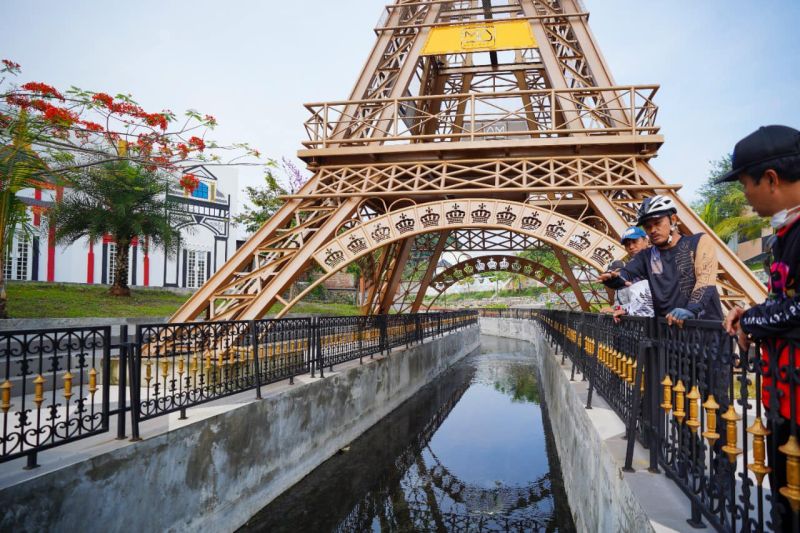 Madiun siap terima wisatawan saat Natal dan Tahun Baru - ANTARA News ...