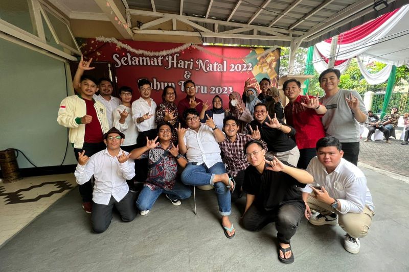 Seno bangga atas gotong royong masyarakat Kota Pahlawan - ANTARA News ...