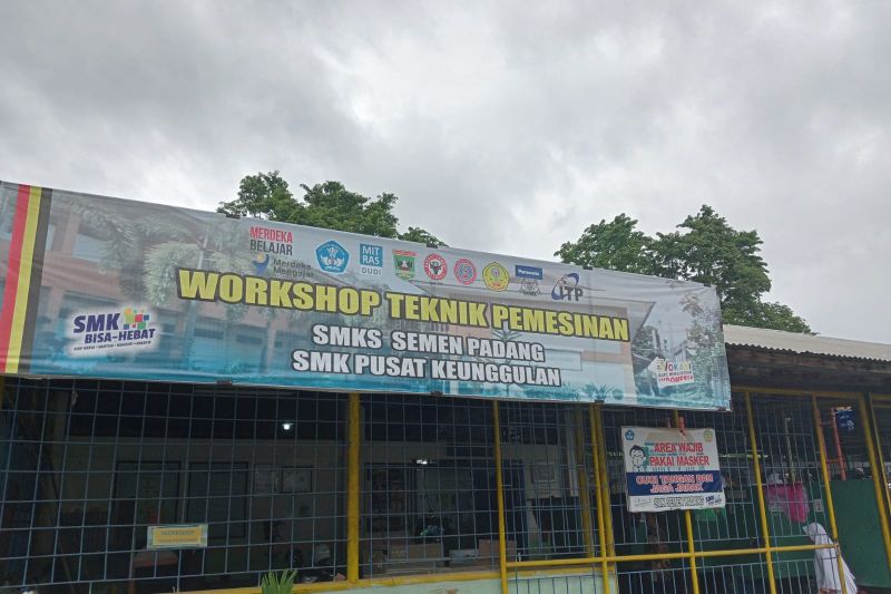SMK Semen Padang terpilih jadi Pusat Keunggulan Skema Pemadanan ...