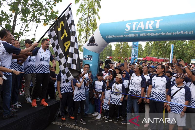 Jalan sehat bersama BUMN di Bali - ANTARA News