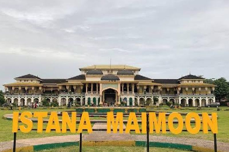 Istana Maimun tempat favorit warga Kota Medan untuk berakhir pekan ...