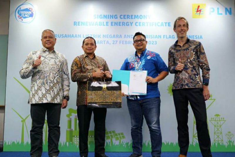Frisian Flag Indonesia gunakan energi terbarukan dari PLN dukung NZE ...