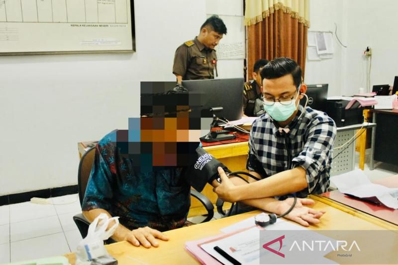 Bendahara Desa Meugatmeh di Nagan Raya masuk daftar buron kasus korupsi, Jaksa: tersangka diduga ...