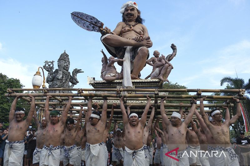 Parade Ogoh Ogoh Kesanga Festival Antara News