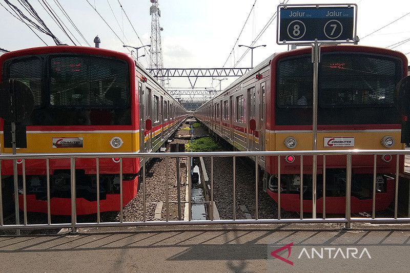 PT INKA siapkan kajian untuk "retrofit" KRL - ANTARA News