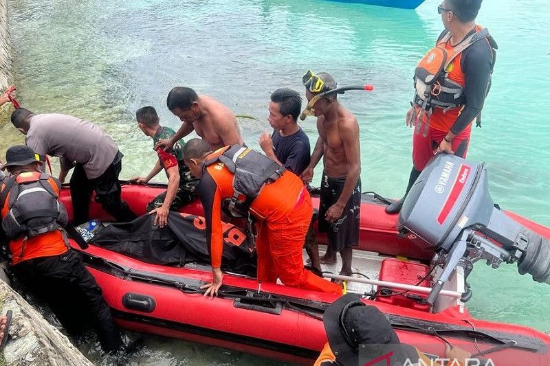 Tim SAR evakuasi satu nelayan ditemukan meninggal dunia - ANTARA News