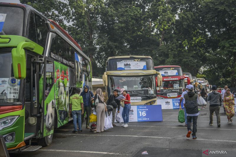 TelkomGroup sediakan 35 bus dan 3 rute kapal pada Mudik Gratis BUMN - ANTARA News