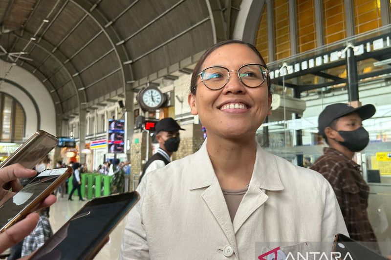 KAI Commuter merekayasa perjalanan KRL untuk mengantisipasi kepadatan - ANTARA News