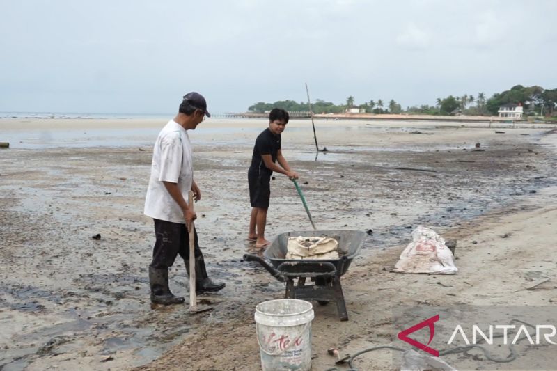 KSOP tingkatkan pengawasan pencemaran limbah B3 di Batam - ANTARA News Kepri