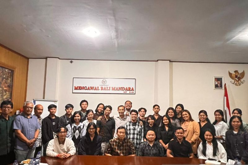 Pastika: Alumni SMA Bali Mandara harus berkontribusi bagi negara ...