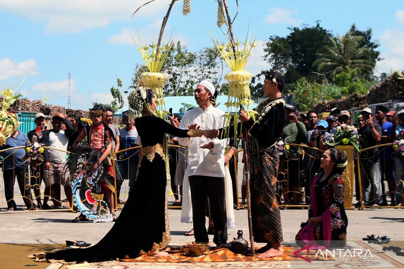 Upacara adat Temanten Tebu - ANTARA News Jawa Timur
