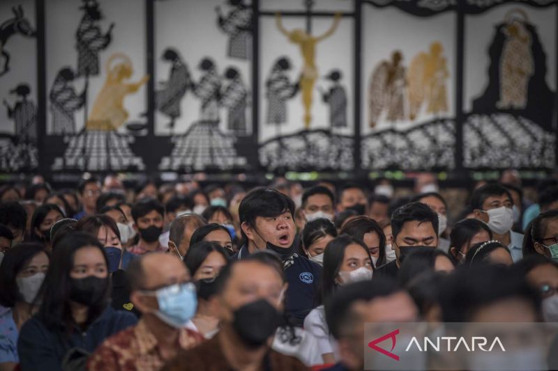 Misa perayaan Kenaikan Isa Almasih di Gereja Katedral Jakarta - ANTARA News
