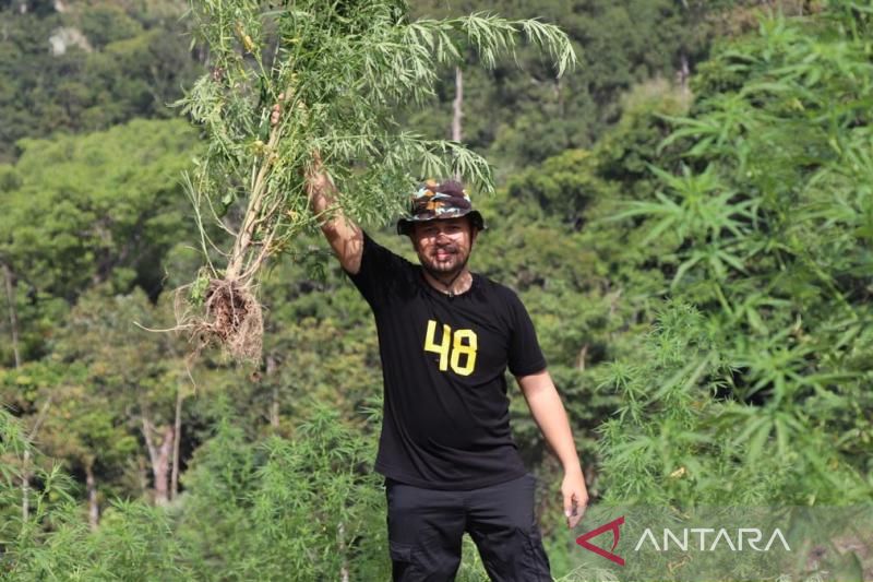 Polres Nagan Raya bantah kepung rumah tokoh yang demo tolak tambang emas - ANTARA News Aceh