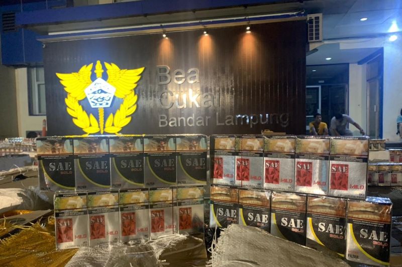 Bea Cukai Bandar Lampung Gagalkan Distribusi 2,2 Juta Batang Rokok Ilegal - ANTARA News