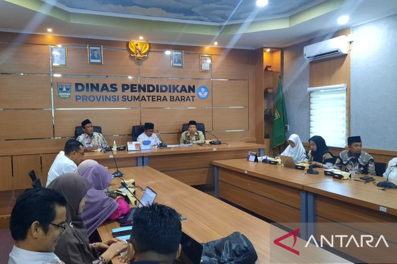 Sumatera Barat buka PPDB SMA/SMK 2023 mulai 12 Juni - ANTARA Sumbar