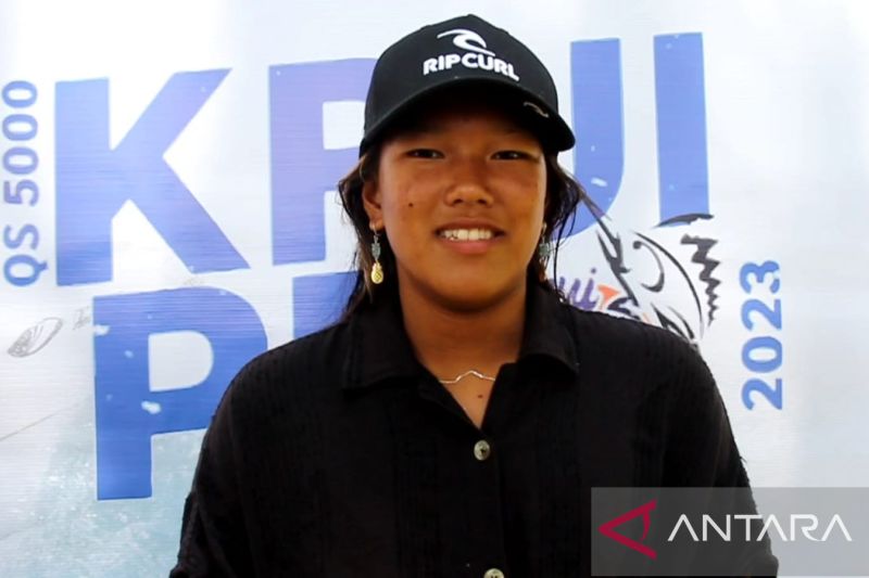 Dua peselancar putri Indonesia gagal masuk 16 besar WSL Krui Pro - ANTARA News