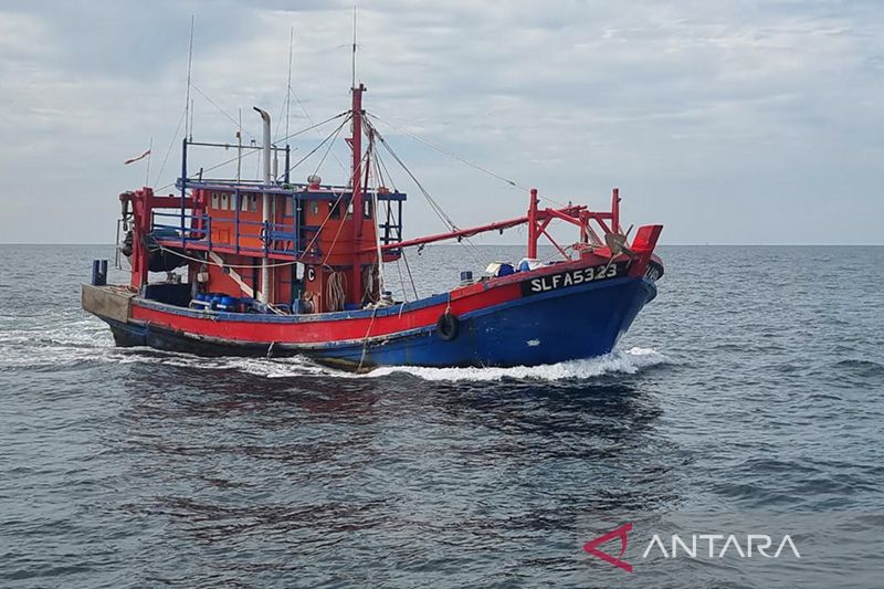 KKP tangkap kapal illegal fishing berbendera Malaysia - ANTARA News