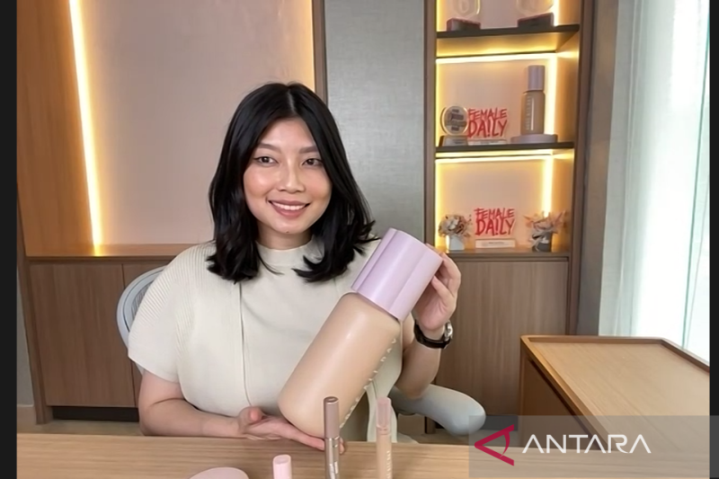 Begini cara hasilkan riasan natural a la Rose All Day - ANTARA News