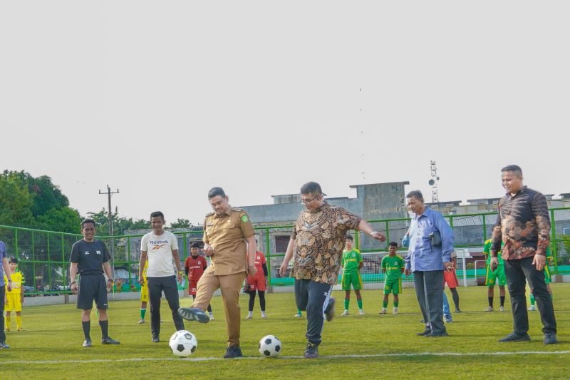 Warga Medan sambut gembira wajah baru Lapangan Gajah Mada - ANTARA News