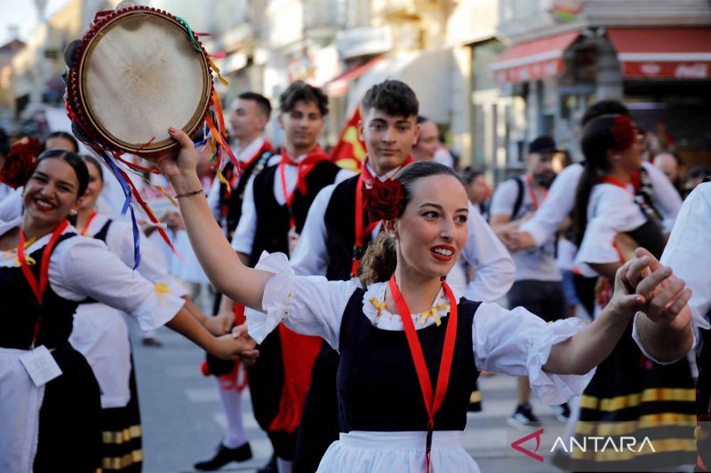 Tarian rakyat dari berbagai negara tampil di Makedonia - ANTARA News