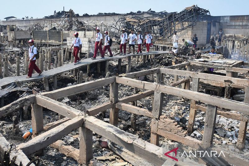Korban kebakaran Kapuk Muara Jakarta - ANTARA News