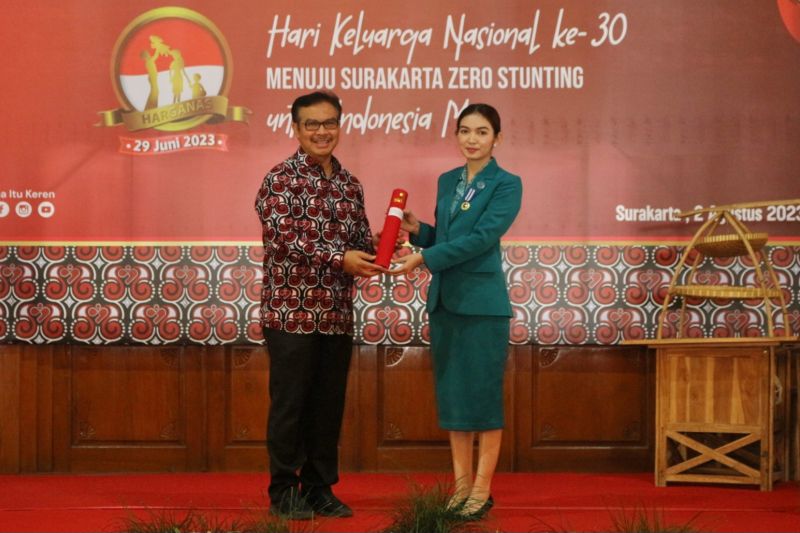 Kota Surakarta raih penghargaan Manggala Karya Kencana dari BKKBN ...