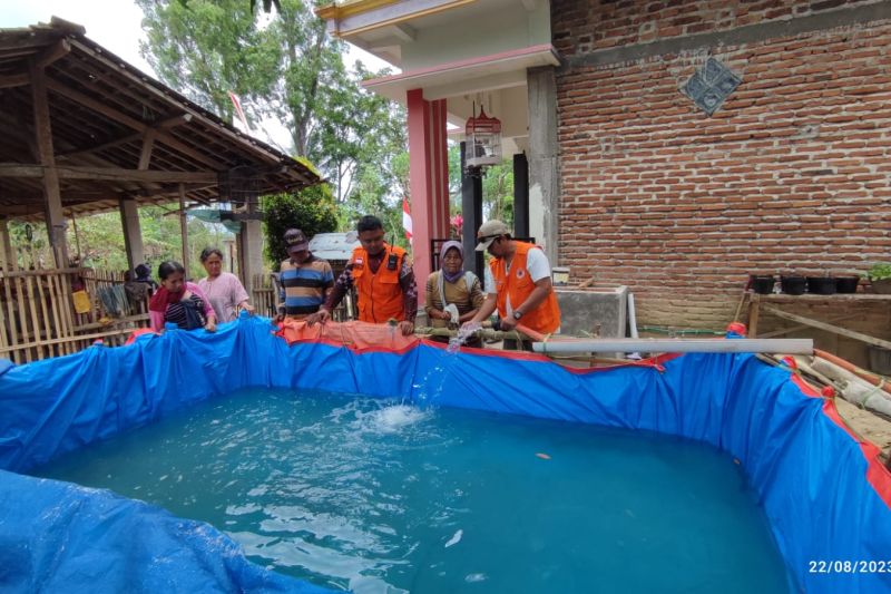 BPBD Trenggalek tambah suplai air bersih desa terdampak kekeringan - ANTARA News
