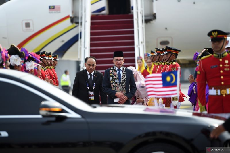 PM Malaysia Anwar Ibrahim tiba di Indonesia - ANTARA News