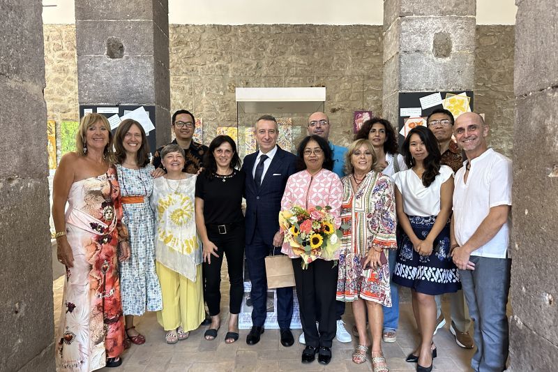 KBRI Roma dukung kreativitas karya seni batik - ANTARA News