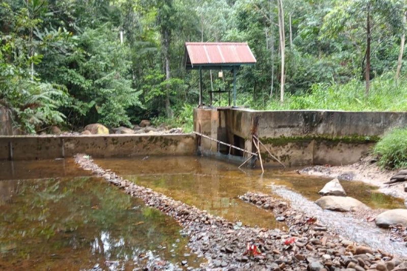 Warga Badau perbatasan Indonesia-Malaysia kesulitan air bersih - ANTARA ...