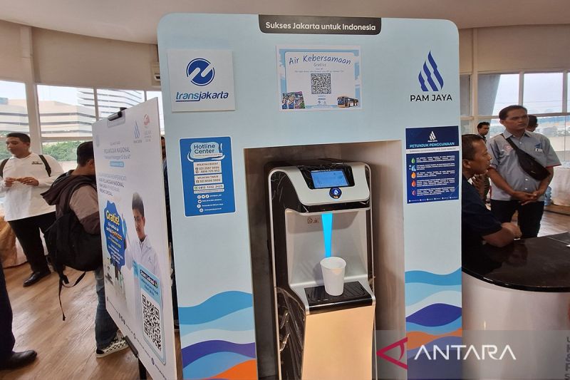 TransJakarta dan PAM JAYA hadirkan isi ulang air minum di Halte CSW ...