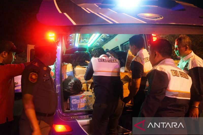 Bea Cukai Madura gagalkan pengiriman rokok ilegal ke Jawa - ANTARA News