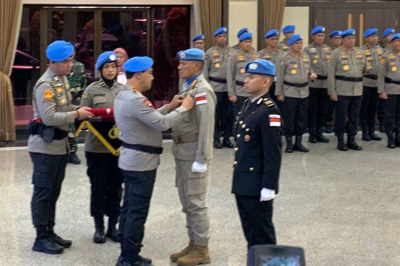 158 pasukan FPU 4 Polri terima Satyalancana Bhakti Buana - ANTARA News