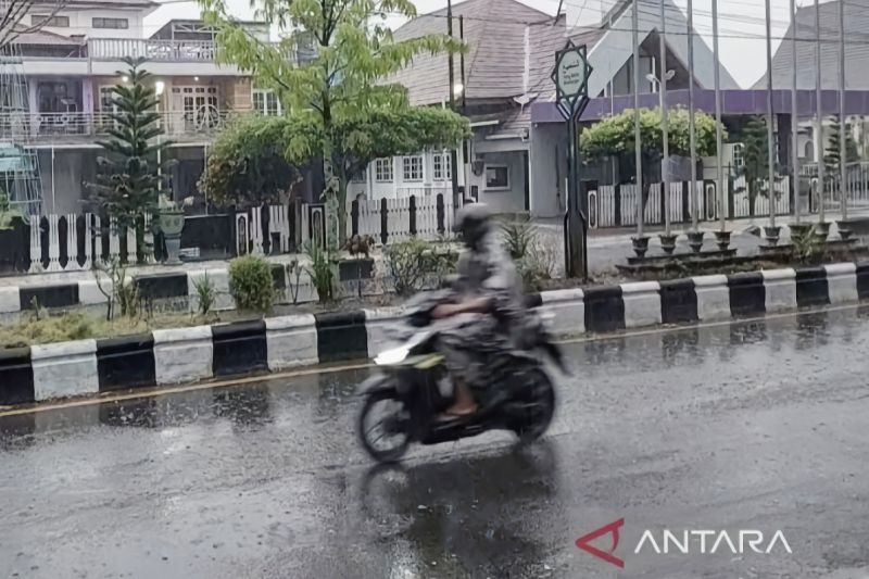 Hujan diprakirakan guyur sebagian kota besar di Indonesia - ANTARA News Kalteng